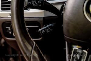 Melns Volkswagen Touareg 2016 Pērnava, ar dzinēja tilpumu 3.00 L un nobraukumu 244 tūkst. km par 16499 €, foto 22 vietnē AUTOMOTO.COM.LV