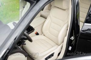 Black Volkswagen Touareg 2016 in Tallinn, with an engine capacity of 3.00 L and mileage of 270 thousand km for 15900 €, photo 10 on AUTOMOTO.COM.LV
