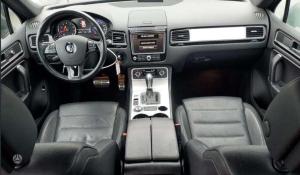 Melns Volkswagen Touareg 2017 Viļņa, ar dzinēja tilpumu 3.60 L un nobraukumu 121 tūkst. km par 14500 €, foto 7 vietnē AUTOMOTO.COM.LV