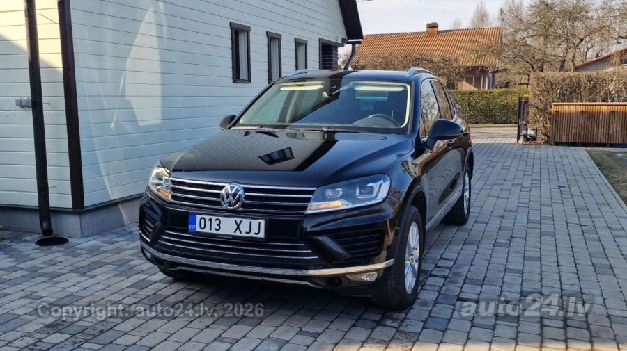 Melns Volkswagen Touareg 2017 Tallina, ar dzinēja tilpumu 3.00 L un nobraukumu 195 tūkst. km par 16000 €, foto 1 vietnē AUTOMOTO.COM.LV