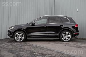 Melns Volkswagen Touareg 2017 Ogre, ar dzinēja tilpumu 3.00 L un nobraukumu 310 tūkst. km par 15800 €, foto 4 vietnē AUTOMOTO.COM.LV