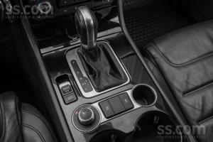 Melns Volkswagen Touareg 2017 Ogre, ar dzinēja tilpumu 3.00 L un nobraukumu 310 tūkst. km par 15800 €, foto 16 vietnē AUTOMOTO.COM.LV