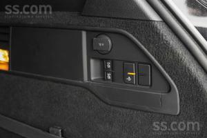 Melns Volkswagen Touareg 2017 Ogre, ar dzinēja tilpumu 3.00 L un nobraukumu 310 tūkst. km par 15800 €, foto 22 vietnē AUTOMOTO.COM.LV
