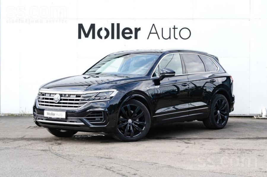 Melns Volkswagen Touareg 2018 Rīga, ar dzinēja tilpumu 3.00 L un nobraukumu 133 tūkst. km par 34700 €, foto 1 vietnē AUTOMOTO.COM.LV
