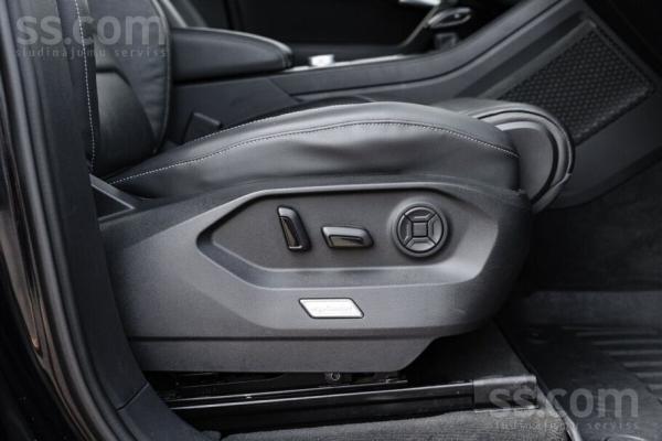Black Volkswagen Touareg 2018 in Riga, with an engine capacity of 3.00 L and mileage of 133 thousand km for 34700 €, photo 7 on AUTOMOTO.COM.LV