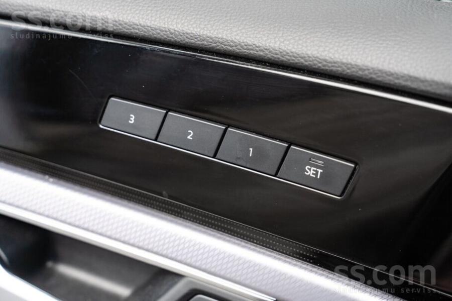 Melns Volkswagen Touareg 2018 Rīga, ar dzinēja tilpumu 3.00 L un nobraukumu 133 tūkst. km par 34700 €, foto 13 vietnē AUTOMOTO.COM.LV