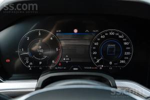 Melns Volkswagen Touareg 2018 Rīga, ar dzinēja tilpumu 3.00 L un nobraukumu 133 tūkst. km par 34700 €, foto 17 vietnē AUTOMOTO.COM.LV