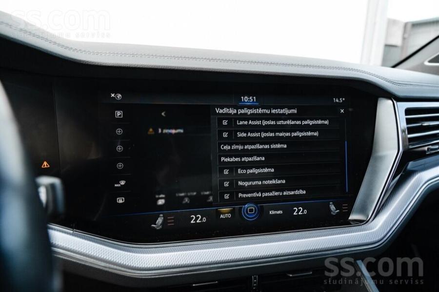 Melns Volkswagen Touareg 2018 Rīga, ar dzinēja tilpumu 3.00 L un nobraukumu 133 tūkst. km par 34700 €, foto 25 vietnē AUTOMOTO.COM.LV