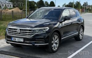 Melns Volkswagen Touareg 2018 Rīga, ar dzinēja tilpumu 3.00 L un nobraukumu 225 tūkst. km par 34999 €, foto 4 vietnē AUTOMOTO.COM.LV