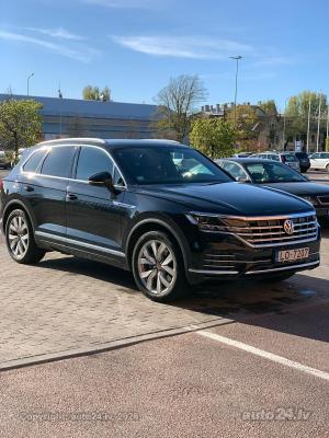 Black Volkswagen Touareg 2018 in Tallinn, with an engine capacity of 3.00 L and mileage of 145 thousand km for 32300 €, photo 3 on AUTOMOTO.COM.LV