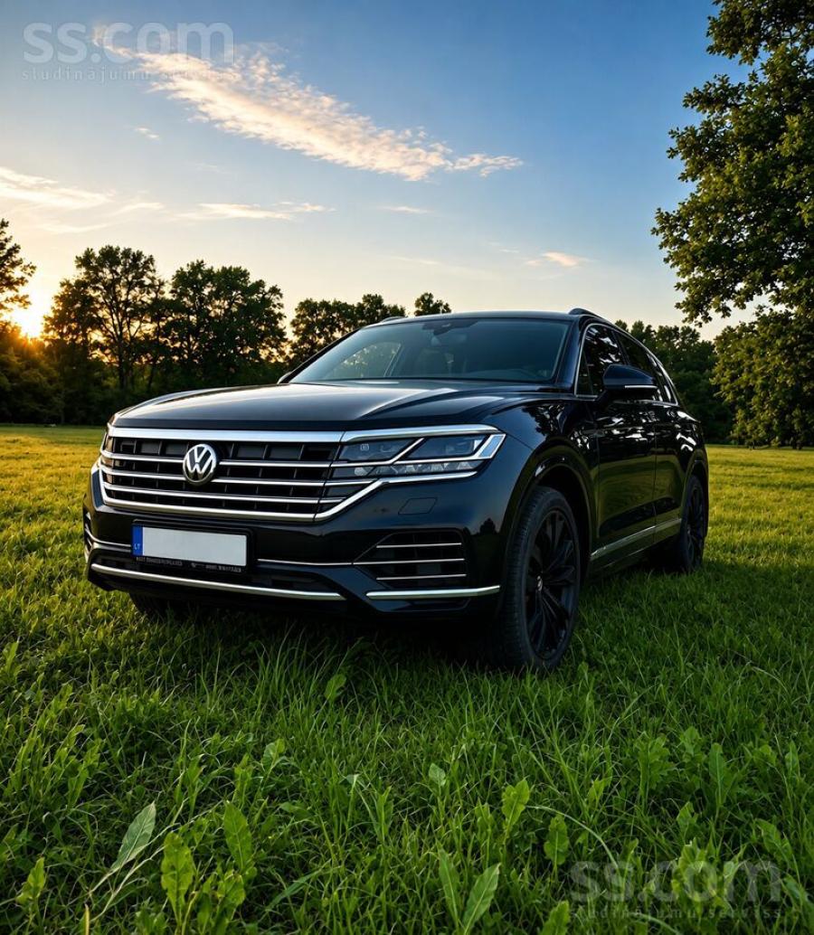 Melns Volkswagen Touareg 2018 Rīga, ar dzinēja tilpumu 3.00 L un nobraukumu 218 tūkst. km par 29900 €, foto 1 vietnē AUTOMOTO.COM.LV