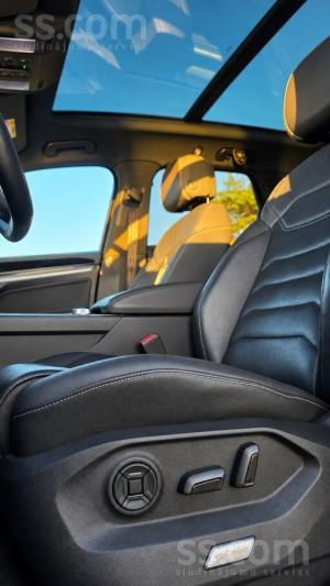 Melns Volkswagen Touareg 2018 Rīga, ar dzinēja tilpumu 3.00 L un nobraukumu 218 tūkst. km par 29900 €, foto 13 vietnē AUTOMOTO.COM.LV