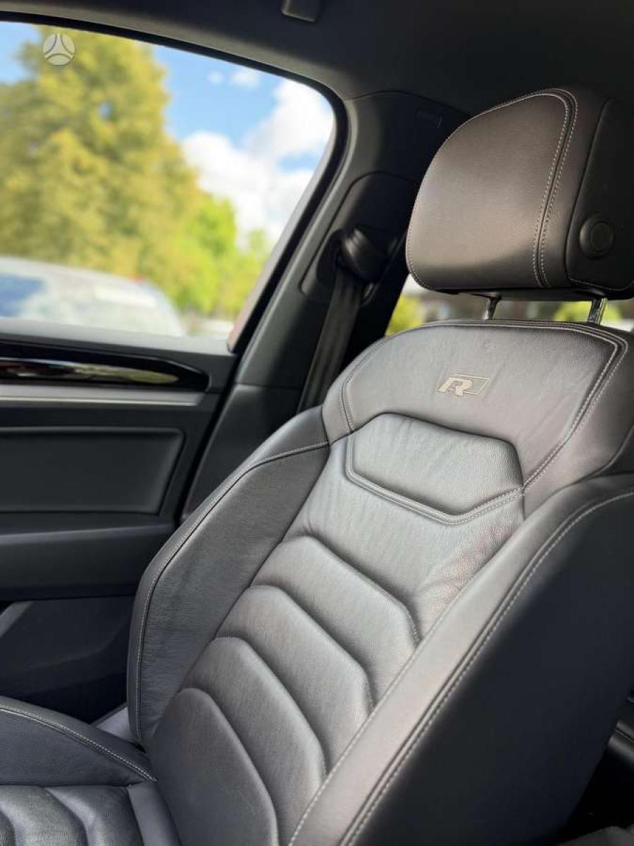 Melns Volkswagen Touareg 2018 Viļņa, ar dzinēja tilpumu 2.97 L un nobraukumu 253 tūkst. km par 24500 €, foto 8 vietnē AUTOMOTO.COM.LV