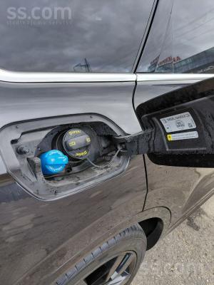 Melns Volkswagen Touareg 2018 Rīga, ar dzinēja tilpumu 3.00 L un nobraukumu 133 tūkst. km par 32000 €, foto 25 vietnē AUTOMOTO.COM.LV