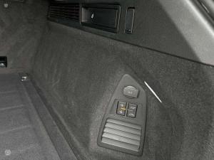 Melns Volkswagen Touareg 2018 Viļņa, ar dzinēja tilpumu 3.00 L un nobraukumu 172 tūkst. km par 32300 €, foto 20 vietnē AUTOMOTO.COM.LV