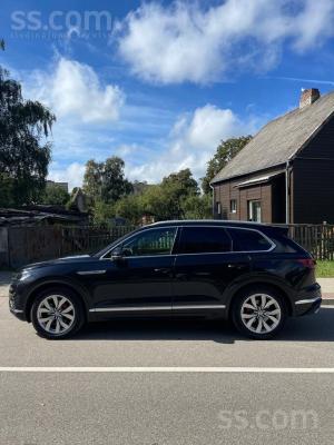 Melns Volkswagen Touareg 2018 Rīga, ar dzinēja tilpumu 3.00 L un nobraukumu 147 tūkst. km par 30500 €, foto 11 vietnē AUTOMOTO.COM.LV
