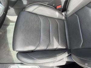 Black Volkswagen Touareg 2018 in Kaunas, with an engine capacity of 3.00 L and mileage of 173 thousand km for 30950 €, photo 23 on AUTOMOTO.COM.LV
