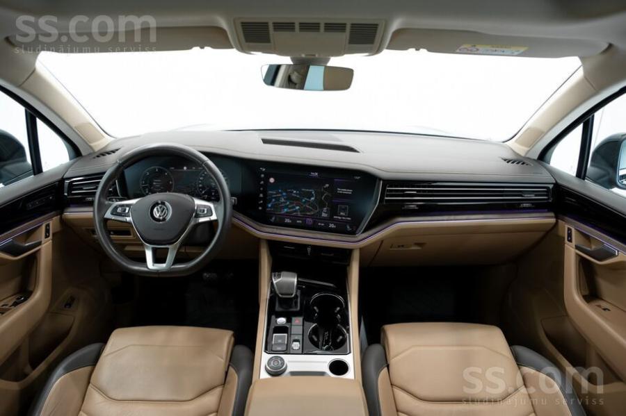 Melns Volkswagen Touareg 2018 Rīga, ar dzinēja tilpumu 3.00 L un nobraukumu 140 tūkst. km par 29900 €, foto 7 vietnē AUTOMOTO.COM.LV