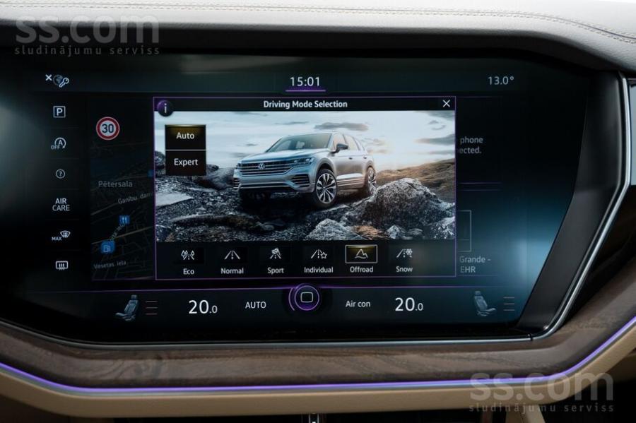 Melns Volkswagen Touareg 2018 Rīga, ar dzinēja tilpumu 3.00 L un nobraukumu 140 tūkst. km par 29900 €, foto 23 vietnē AUTOMOTO.COM.LV