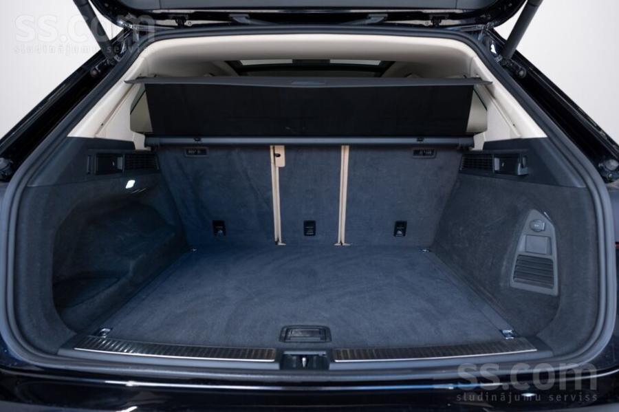 Melns Volkswagen Touareg 2018 Rīga, ar dzinēja tilpumu 3.00 L un nobraukumu 140 tūkst. km par 29900 €, foto 31 vietnē AUTOMOTO.COM.LV