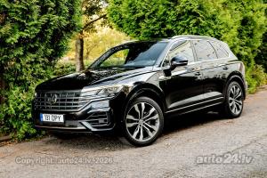 Black Volkswagen Touareg 2018 in Parnu, with an engine capacity of 3.00 L and mileage of 189 thousand km for 31950 €, photo  on AUTOMOTO.COM.LV
