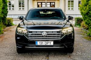 Melns Volkswagen Touareg 2018 Pērnava, ar dzinēja tilpumu 3.00 L un nobraukumu 189 tūkst. km par 31950 €, foto 5 vietnē AUTOMOTO.COM.LV