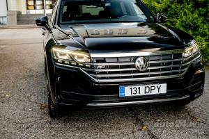 Melns Volkswagen Touareg 2018 Pērnava, ar dzinēja tilpumu 3.00 L un nobraukumu 189 tūkst. km par 31950 €, foto 10 vietnē AUTOMOTO.COM.LV