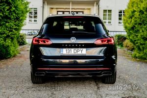 Melns Volkswagen Touareg 2018 Pērnava, ar dzinēja tilpumu 3.00 L un nobraukumu 189 tūkst. km par 31950 €, foto 11 vietnē AUTOMOTO.COM.LV