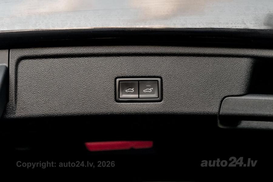 Melns Volkswagen Touareg 2018 Pērnava, ar dzinēja tilpumu 3.00 L un nobraukumu 189 tūkst. km par 31950 €, foto 19 vietnē AUTOMOTO.COM.LV