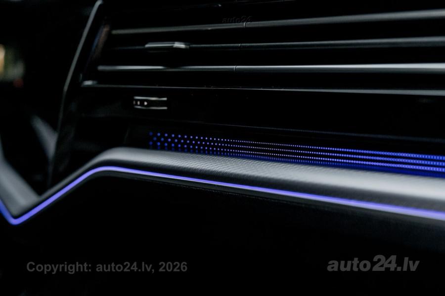 Melns Volkswagen Touareg 2018 Pērnava, ar dzinēja tilpumu 3.00 L un nobraukumu 189 tūkst. km par 31950 €, foto 23 vietnē AUTOMOTO.COM.LV
