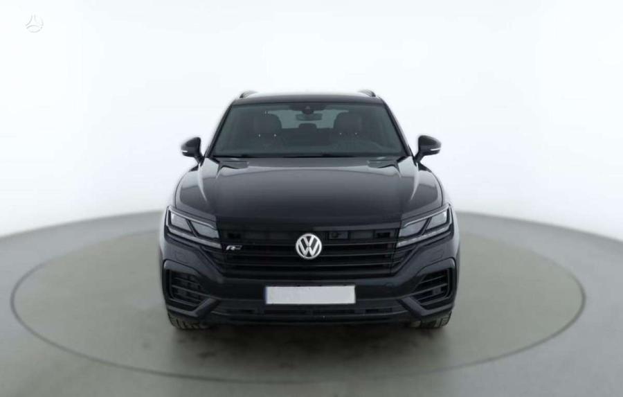 Melns Volkswagen Touareg 2019 Viļņa, ar dzinēja tilpumu 2.97 L un nobraukumu 140 tūkst. km par 44200 €, foto 9 vietnē AUTOMOTO.COM.LV