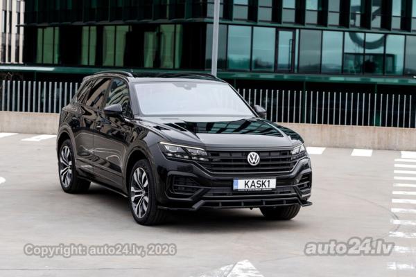 Melns Volkswagen Touareg 2019 Tallina, ar dzinēja tilpumu 3.00 L un nobraukumu 150 tūkst. km par 45000 €, foto 1 vietnē AUTOMOTO.COM.LV