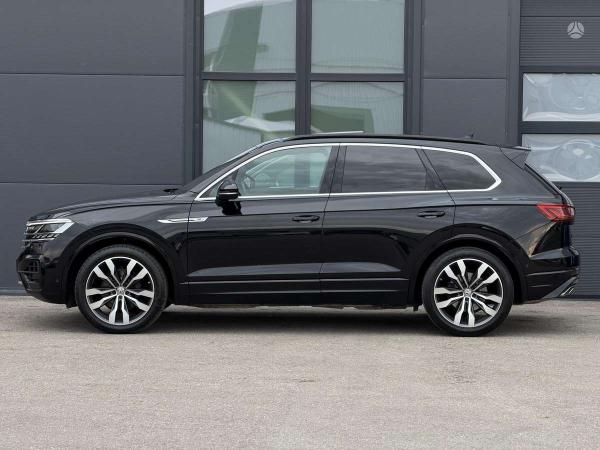 Volkswagen Touareg 2019 Jonava vietnē Melns Volkswagen Touareg 2019 Jonava, ar dzinēja tilpumu 2.97 L un nobraukumu 260 tūkst. km par 31900 €, foto 5 vietnē AUTOMOTO.COM.LV