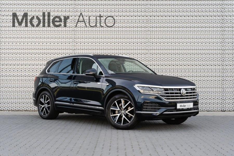 Melns Volkswagen Touareg 2019 Mārupe, ar dzinēja tilpumu 3.00 L un nobraukumu 91 tūkst. km par 40950 €, foto 3 vietnē AUTOMOTO.COM.LV