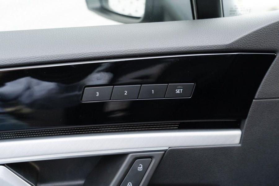 Melns Volkswagen Touareg 2019 Mārupe, ar dzinēja tilpumu 3.00 L un nobraukumu 91 tūkst. km par 40950 €, foto 9 vietnē AUTOMOTO.COM.LV