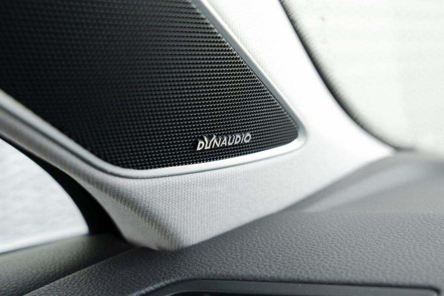 Melns Volkswagen Touareg 2019 Mārupe, ar dzinēja tilpumu 3.00 L un nobraukumu 91 tūkst. km par 40950 €, foto 12 vietnē AUTOMOTO.COM.LV