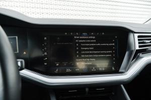 Melns Volkswagen Touareg 2019 Mārupe, ar dzinēja tilpumu 3.00 L un nobraukumu 91 tūkst. km par 40950 €, foto 21 vietnē AUTOMOTO.COM.LV