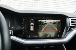 Melns Volkswagen Touareg 2019 Mārupe, ar dzinēja tilpumu 3.00 L un nobraukumu 91 tūkst. km par 40950 €, foto 25 vietnē AUTOMOTO.COM.LV