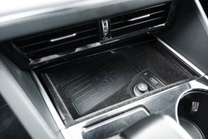 Melns Volkswagen Touareg 2019 Mārupe, ar dzinēja tilpumu 3.00 L un nobraukumu 91 tūkst. km par 40950 €, foto 27 vietnē AUTOMOTO.COM.LV