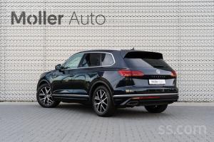 Melns Volkswagen Touareg 2019 Rīga, ar dzinēja tilpumu 3.00 L un nobraukumu 91 tūkst. km par 40950 €, foto 4 vietnē AUTOMOTO.COM.LV