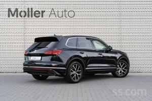 Melns Volkswagen Touareg 2019 Rīga, ar dzinēja tilpumu 3.00 L un nobraukumu 91 tūkst. km par 40950 €, foto 5 vietnē AUTOMOTO.COM.LV