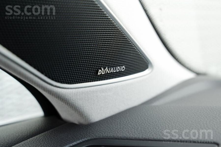 Melns Volkswagen Touareg 2019 Rīga, ar dzinēja tilpumu 3.00 L un nobraukumu 91 tūkst. km par 40950 €, foto 12 vietnē AUTOMOTO.COM.LV