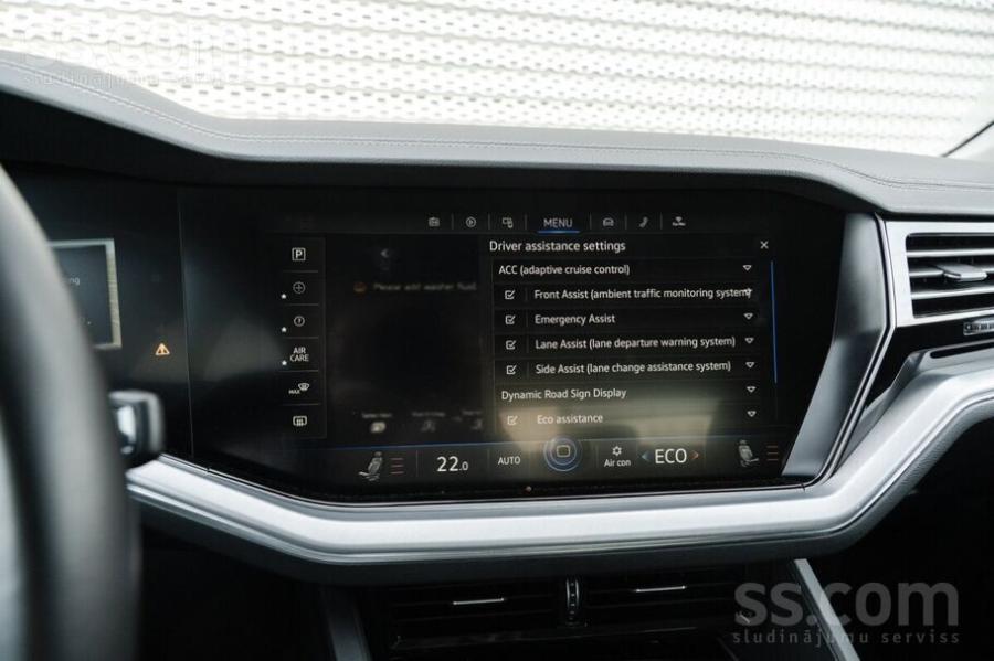 Melns Volkswagen Touareg 2019 Rīga, ar dzinēja tilpumu 3.00 L un nobraukumu 91 tūkst. km par 40950 €, foto 21 vietnē AUTOMOTO.COM.LV