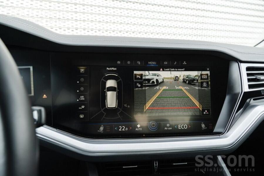 Melns Volkswagen Touareg 2019 Rīga, ar dzinēja tilpumu 3.00 L un nobraukumu 91 tūkst. km par 40950 €, foto 25 vietnē AUTOMOTO.COM.LV