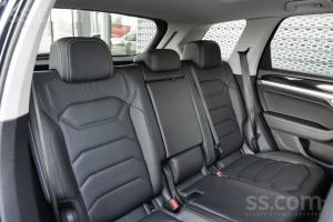 Melns Volkswagen Touareg 2019 Rīga, ar dzinēja tilpumu 3.00 L un nobraukumu 91 tūkst. km par 40950 €, foto 30 vietnē AUTOMOTO.COM.LV