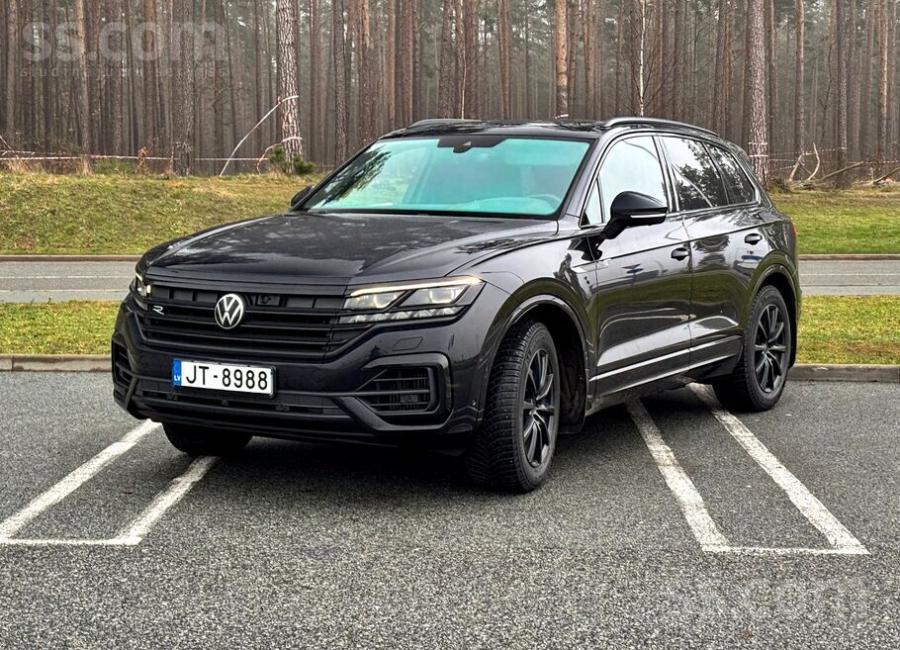 Melns Volkswagen Touareg 2020 Rīga, ar dzinēja tilpumu 3.00 L un nobraukumu 123 tūkst. km par 49550 €, foto 2 vietnē AUTOMOTO.COM.LV