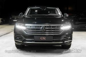 Melns Volkswagen Touareg 2020 Rīga, ar dzinēja tilpumu 3.00 L un nobraukumu 199 tūkst. km par 24300 €, foto 2 vietnē AUTOMOTO.COM.LV