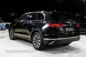 Melns Volkswagen Touareg 2020 Rīga, ar dzinēja tilpumu 3.00 L un nobraukumu 199 tūkst. km par 24300 €, foto 6 vietnē AUTOMOTO.COM.LV