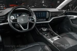 Melns Volkswagen Touareg 2020 Rīga, ar dzinēja tilpumu 3.00 L un nobraukumu 199 tūkst. km par 24300 €, foto 9 vietnē AUTOMOTO.COM.LV