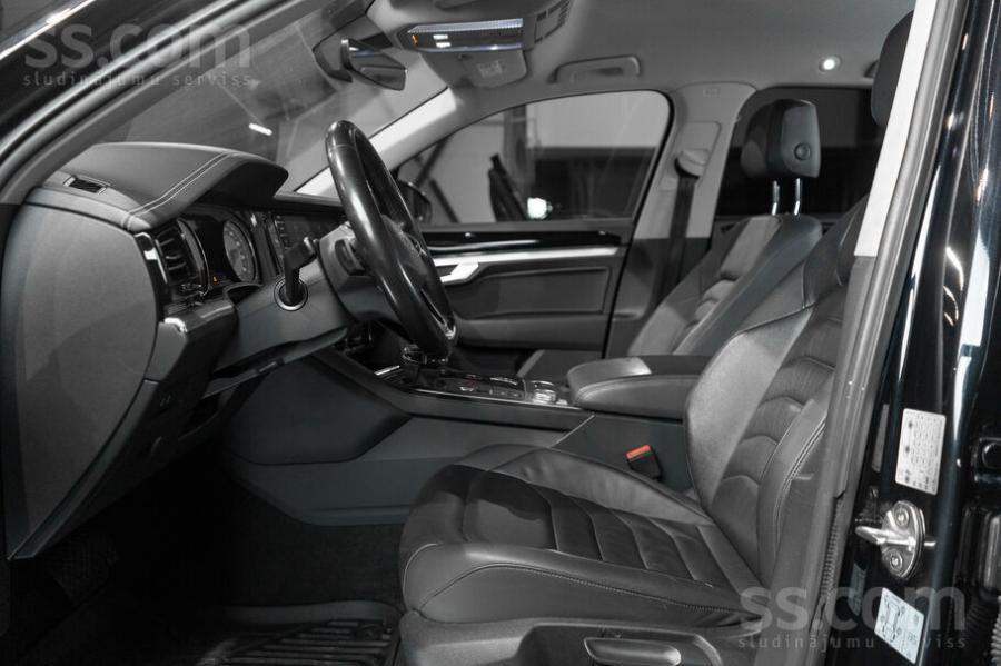 Melns Volkswagen Touareg 2020 Rīga, ar dzinēja tilpumu 3.00 L un nobraukumu 199 tūkst. km par 21900 €, foto 9 vietnē AUTOMOTO.COM.LV